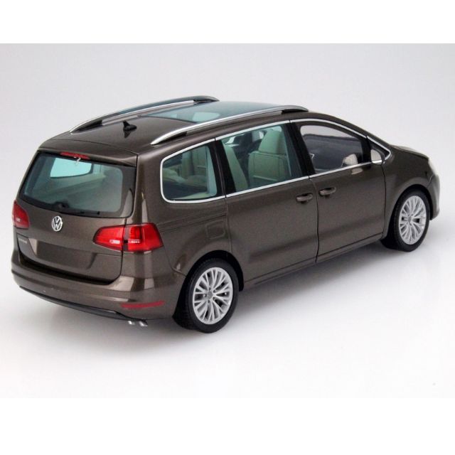 1/18 Minichamps VW Sharan Brown Metallic, Hobbies & Toys, Toys & Games ...