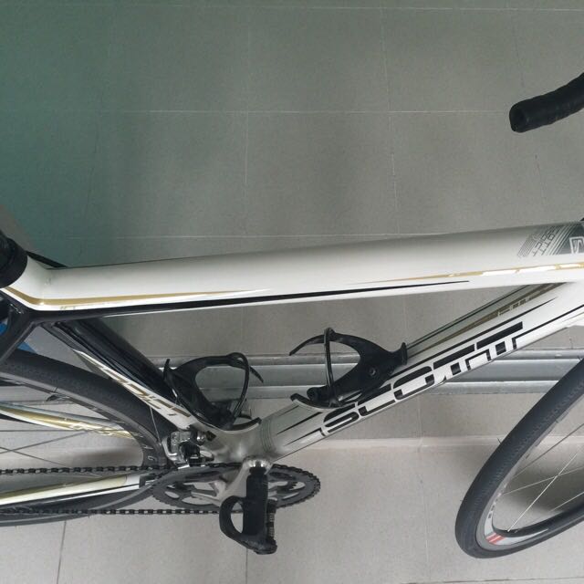 Scott Addict R3, Sports Equipment, Bicycles & Parts, Parts ...