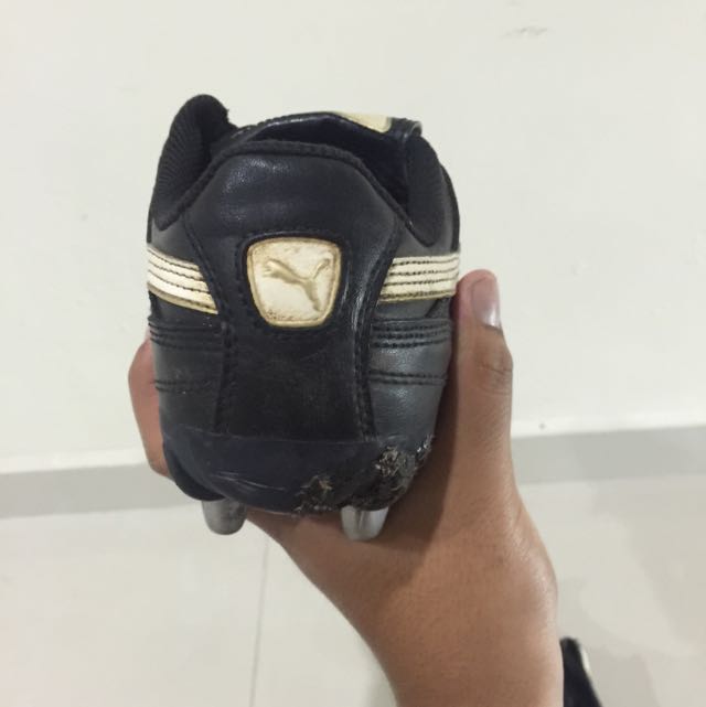 Puma Metal Studs Rugby Boots, Women's Fashion, Footwear, Sneakers on ...