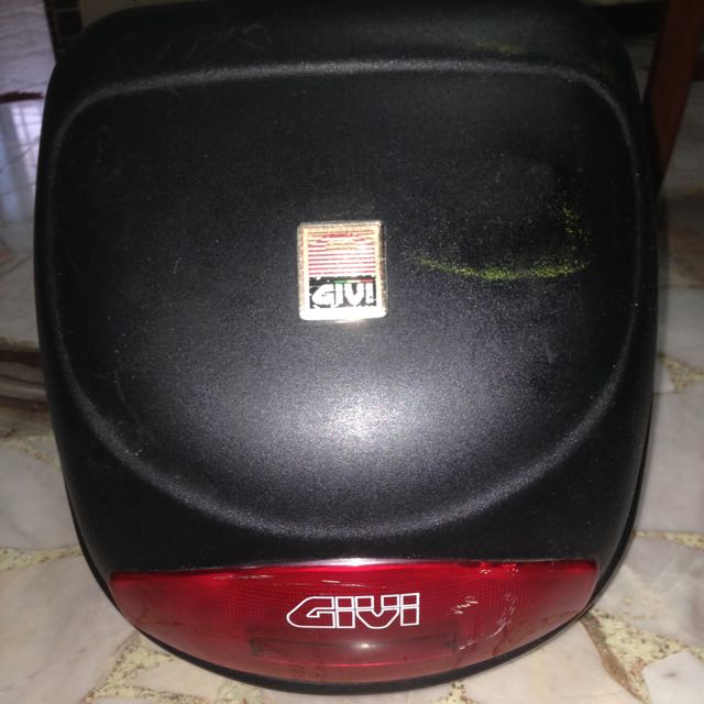 Givi Box, Car Accessories on Carousell