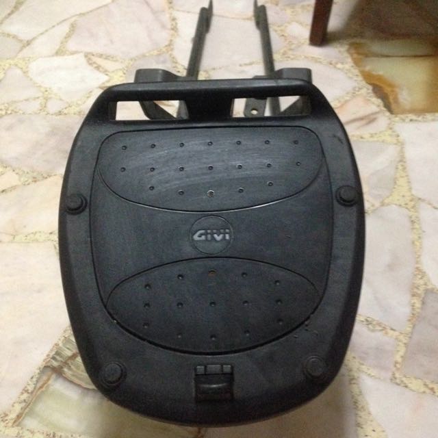 Givi Box, Car Accessories on Carousell