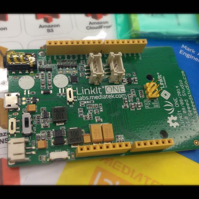 MediaTek LinkIT ONE Arduino-like Development board, Hobbies & Toys ...