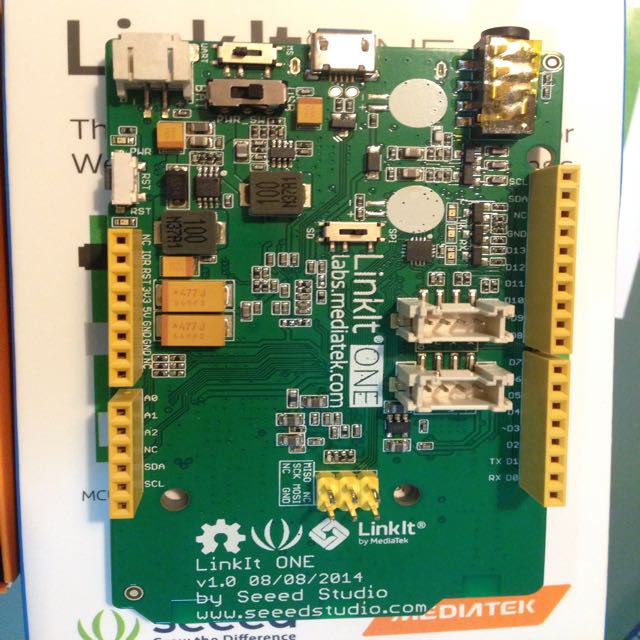 MediaTek LinkIT ONE Arduino-like Development board, Hobbies & Toys ...