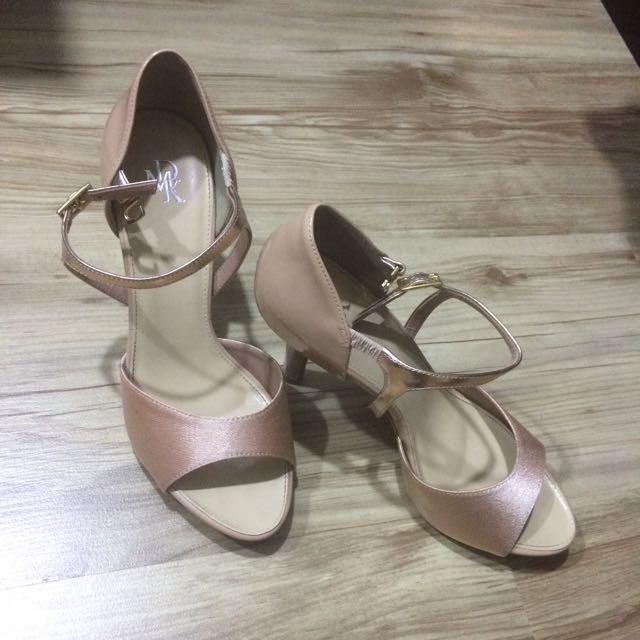 DMK Shoes, Women's Fashion, Footwear, Sandals on Carousell