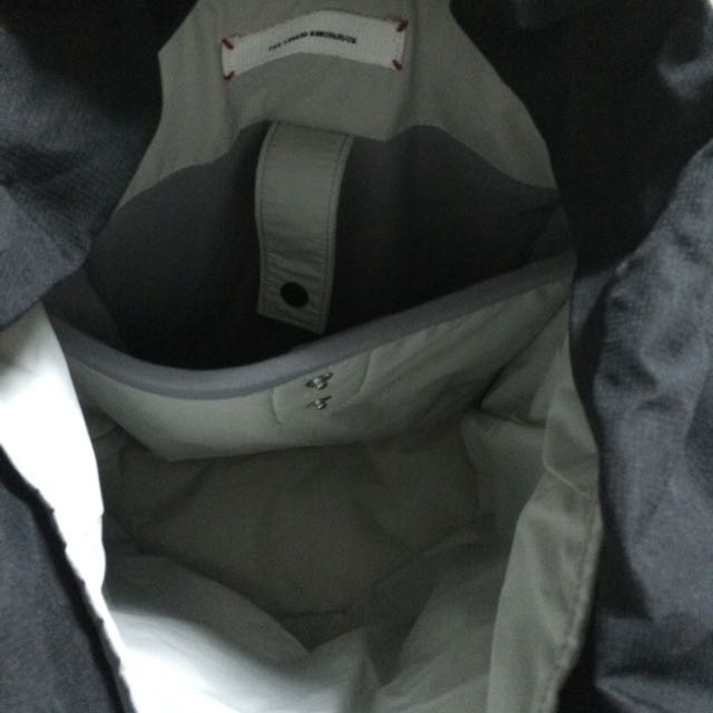 Crumpler Tondo Laptop Backpack, Men's Fashion, Bags, Belt bags ...