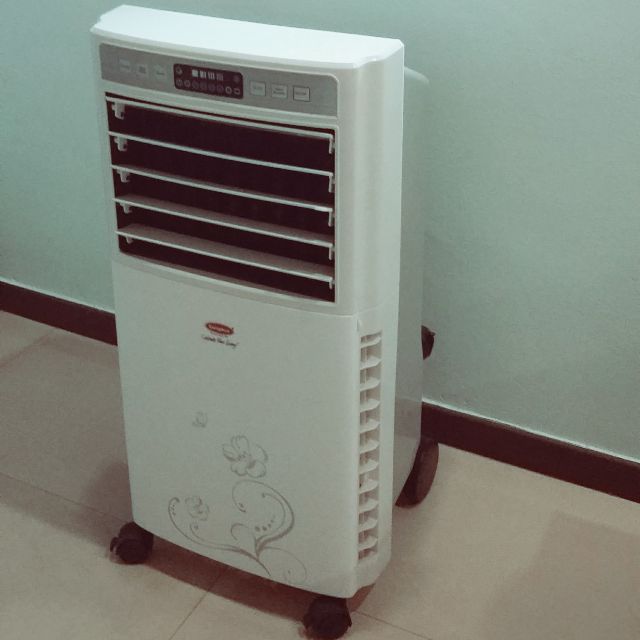 Upright fan, Furniture & Home Living, Lighting & Fans, Fans on Carousell