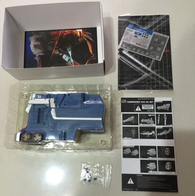 Transformers Classics Ultra Magnus & Fansproject Parallax TFX-01 City ...