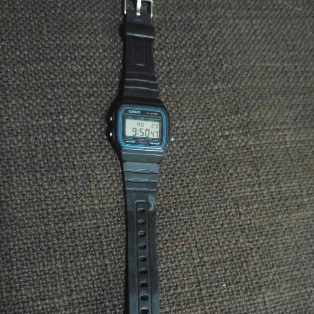 CASIO F-91W waterproof black watch, Health & Nutrition, Health Monitors ...