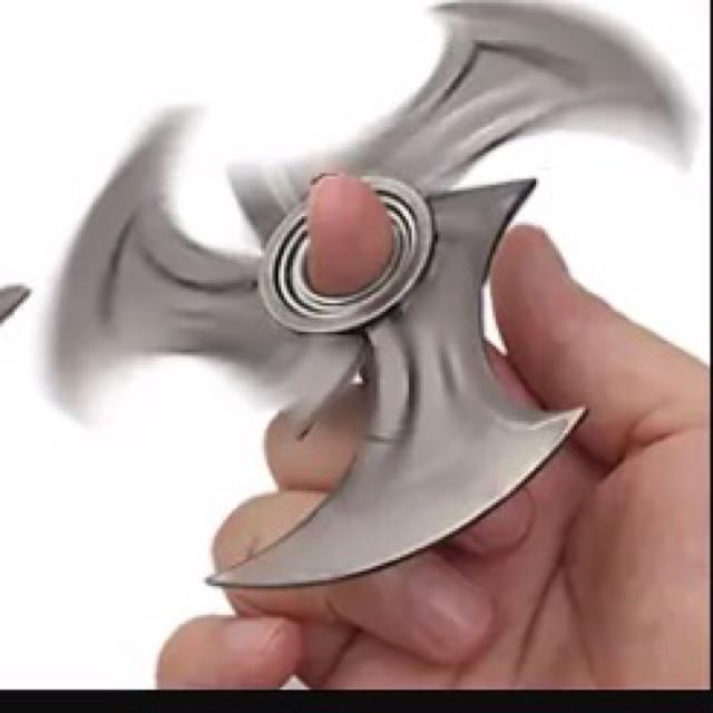 PRICE REDUCED League Of Legends Zed Spinnable Shuriken, Hobbies & Toys ...