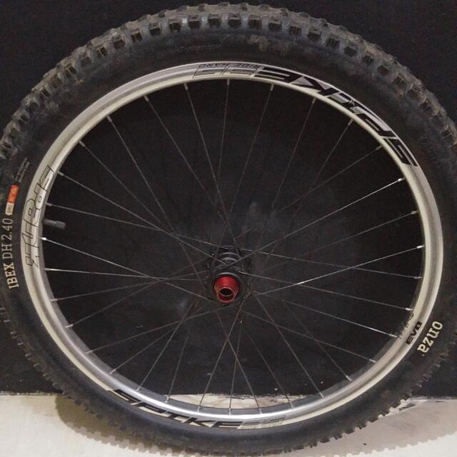 Spank Spike 36 Atomlab Pimplite, Sports Equipment, Bicycles & Parts ...