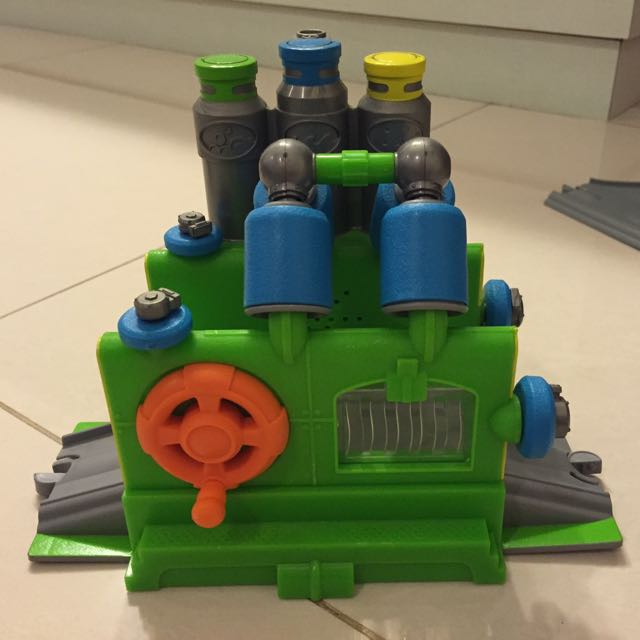 Chuggington Interactive Train Set, Hobbies & Toys, Toys & Games on ...