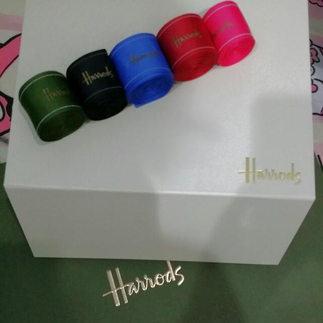 REDUCED! Rm15. Harrods Gift Box Set, Luxury, Accessories on Carousell