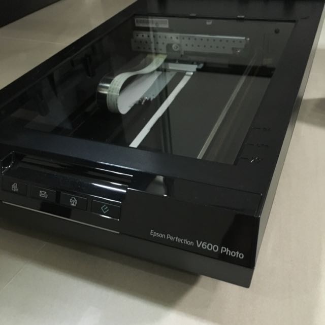 Epson Perfection V600 Photo Scanner, Photography, Cameras on Carousell