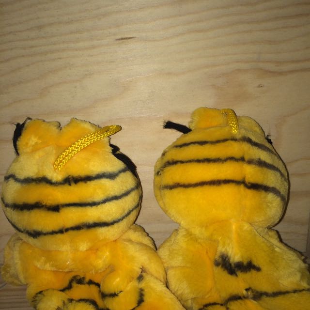Garfield Hand Puppet, Hobbies & Toys, Toys & Games on Carousell