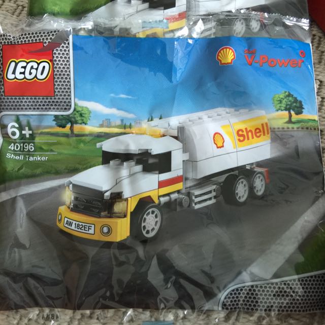 Shell Lego Shell Tanker (Limited Edition) 40196, Hobbies & Toys, Toys ...