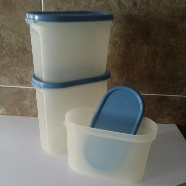 Tupperware Containers Light Blue, TV & Home Appliances, Kitchen ...