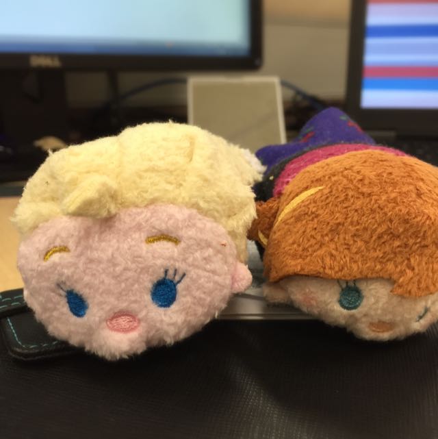 BNWT Disney Tsum Tsum Anna And Elsa (frozen) Set, Hobbies & Toys, Toys ...
