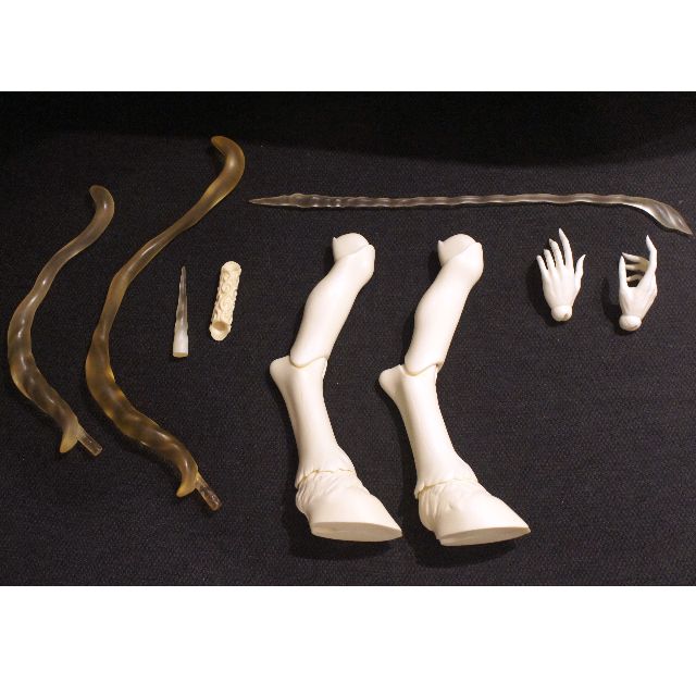 Soom Heliot Body (CW), Hooves, Arrow & Bow *Split available*, Hobbies ...