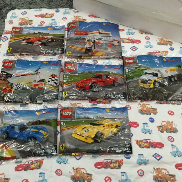 Limited Edition Shell LEGO 2015 + Special Edition Tanker LEGO + Display ...