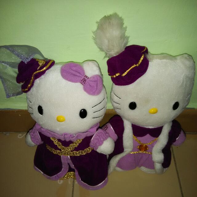 Set Of Royal Costume Hello Kitty, Hobbies & Toys, Toys & Games on Carousell