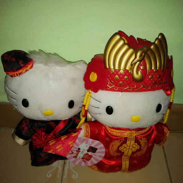 Set Of Traditional Chinese Costume Hello Kitty, Hobbies & Toys, Toys ...