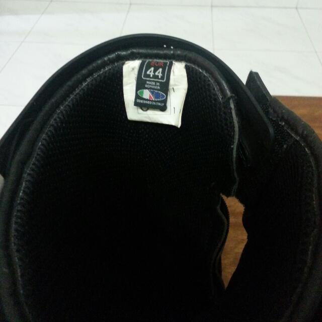 Forma Ice Racing Boot., Cars on Carousell