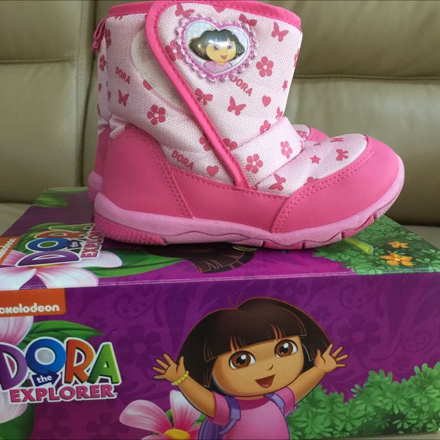 Nickelodeon Dora The Explorer Shoes, Hobbies & Toys, Books & Magazines ...