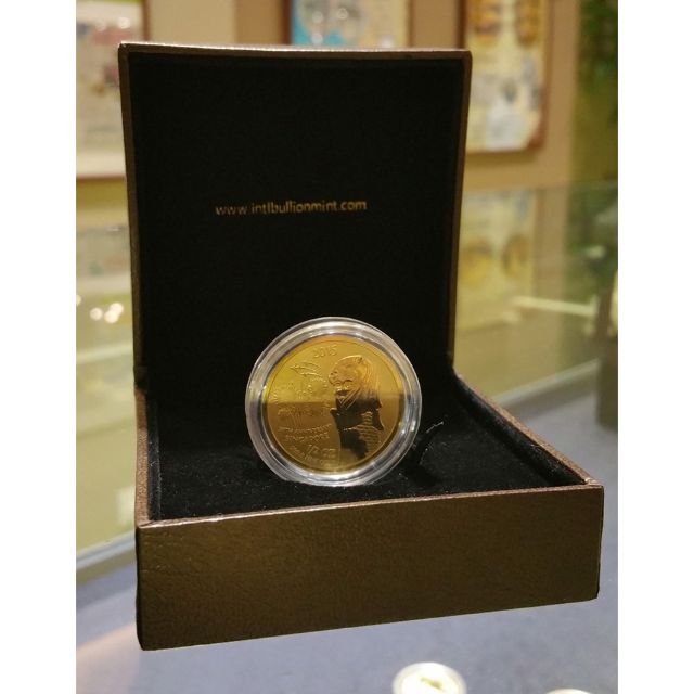 SG50 Merlion Singapore Gold Coin - 1/2 Oz, Luxury on Carousell