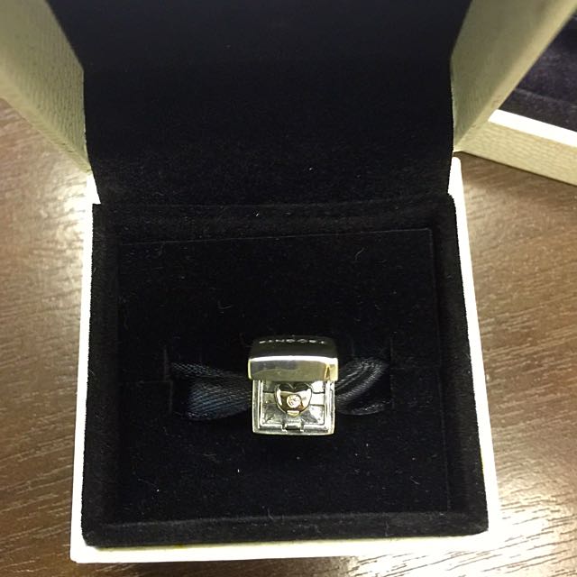 Pandora Limited Edition Exclusive Club Charm 2014, Luxury, Bags ...