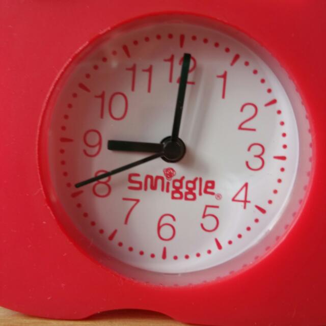Smiggle Clock, Everything Else on Carousell