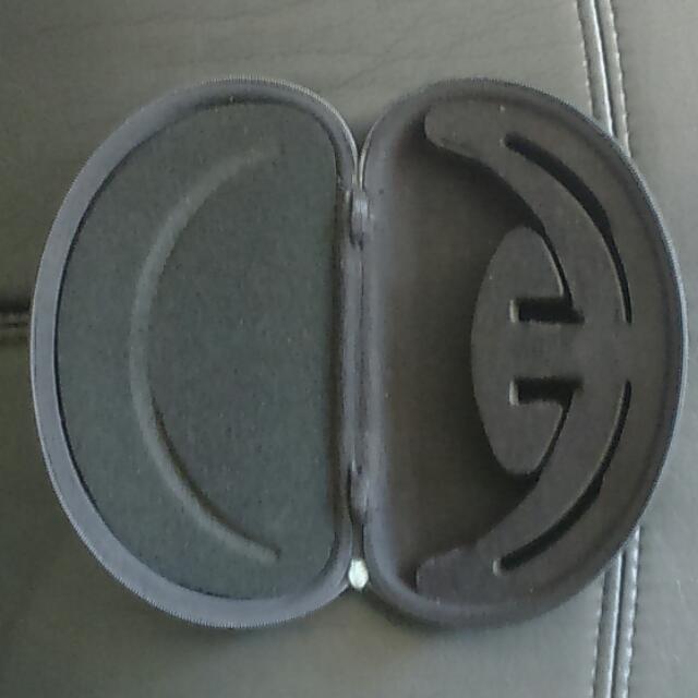 Oakley Soft Vault, Sports Equipment, Sports & Games, Water Sports on ...