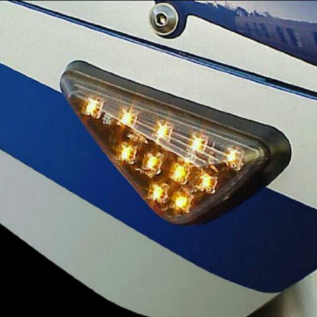 Universal Signal Light.., Cars on Carousell