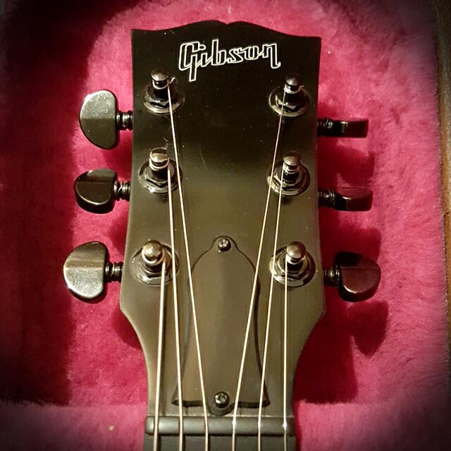 Gibson Les Paul Gothic, Hobbies & Toys, Music & Media, Music ...