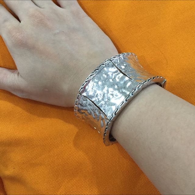 Vintage Hand Cuff, Women's Fashion, Jewelry & Organisers, Body Jewelry ...