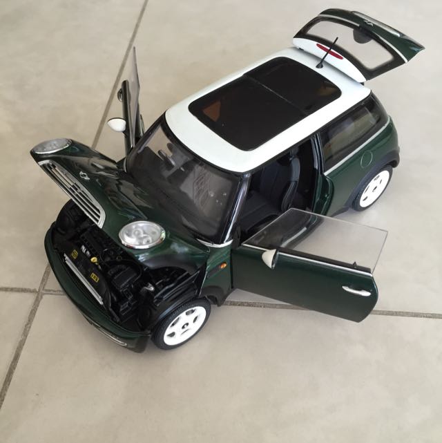 Kyosho Mini Cooper 1:18 Scale, Hobbies & Toys, Toys & Games on Carousell
