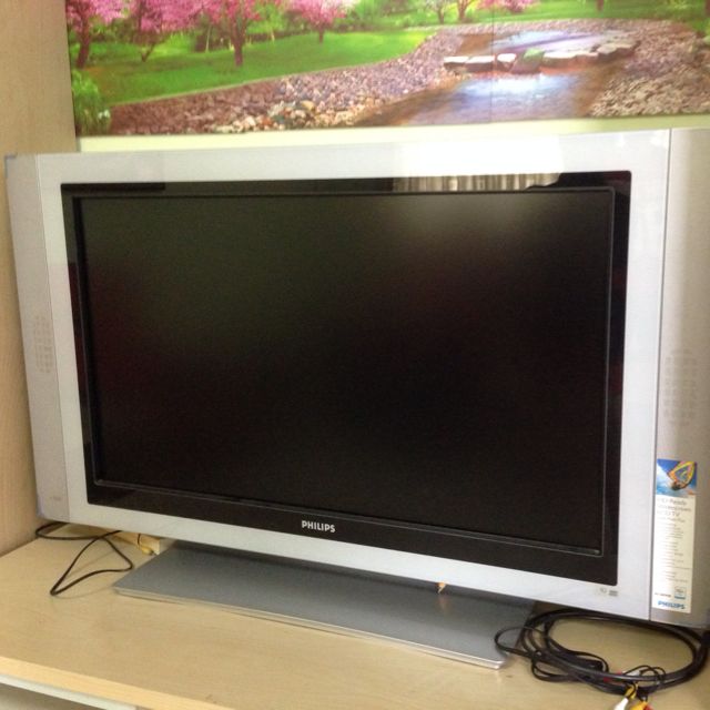 Philips Widescreen LCD TV, Furniture & Home Living, Furniture, TV ...