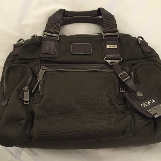 Tumi Laptop Bag (14 Inch), Women's Fashion, Bags & Wallets, Backpacks ...