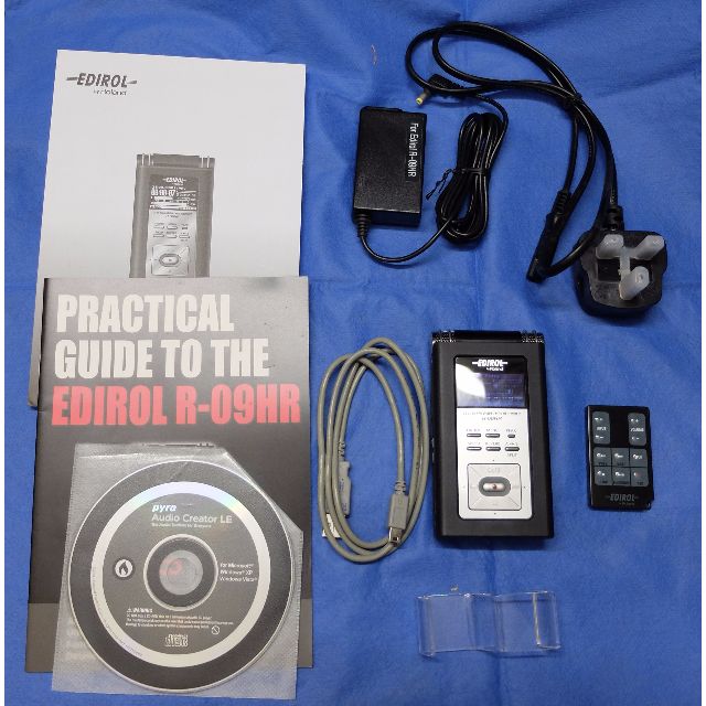 Edirol (Roland) R-09HR 24 bit 96kHz WAVE/MP3 Recorder with accessories ...