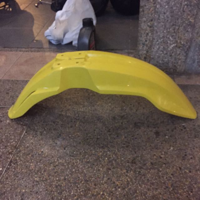 Drz SM front fender yellow, Cars on Carousell