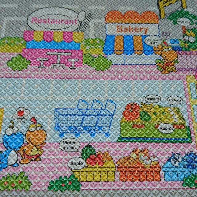 LG Hausys Playmat 2300 x 1400 x 15mm, Babies & Kids, Bathing & Changing ...