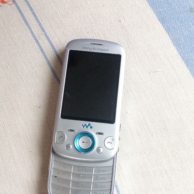 Sony Ericsson Slide, Audio, Portable Audio Accessories on Carousell