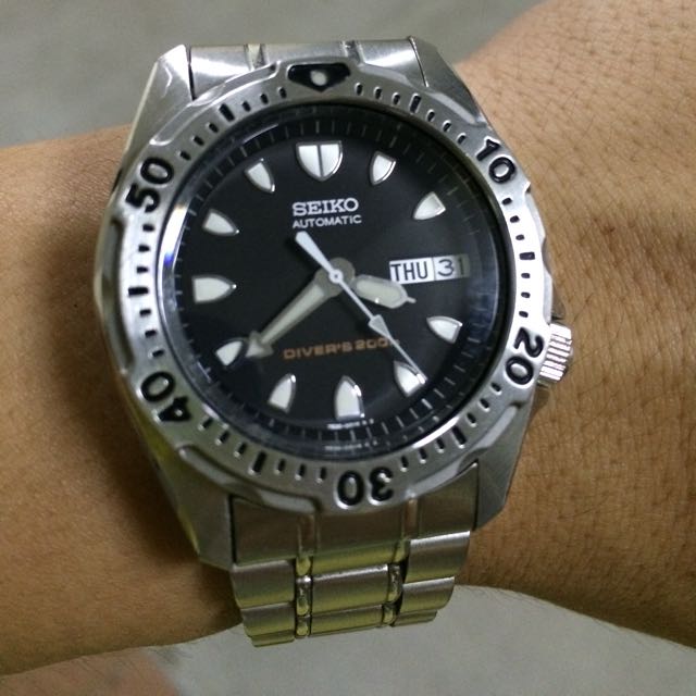 *RESERVED* Seiko SKX001 Diver Watch Mid Size, Mobile Phones & Gadgets ...