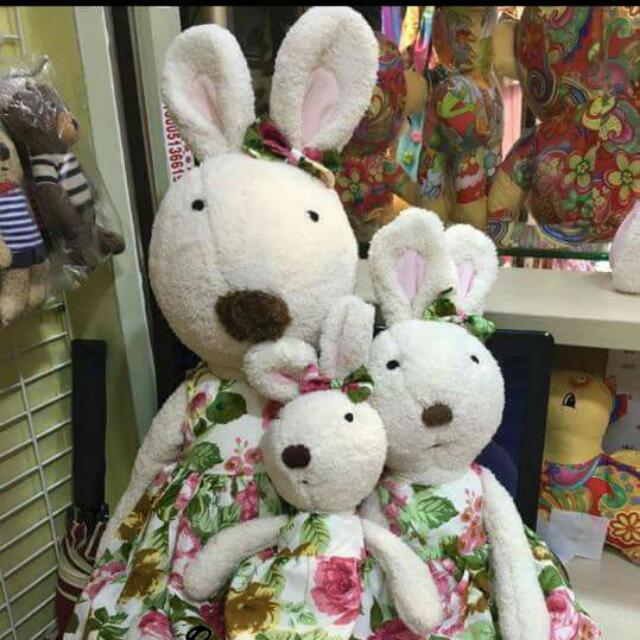 Happy Family (Rabbits), Hobbies & Toys, Toys & Games on Carousell