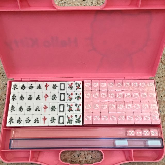 SANRIO HELLO KITTY MAHJONG SET (MINI), Everything Else on Carousell