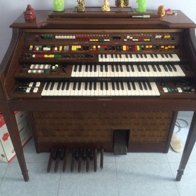 Yamaha Organ, Hobbies & Toys, Music & Media, Musical Instruments on ...