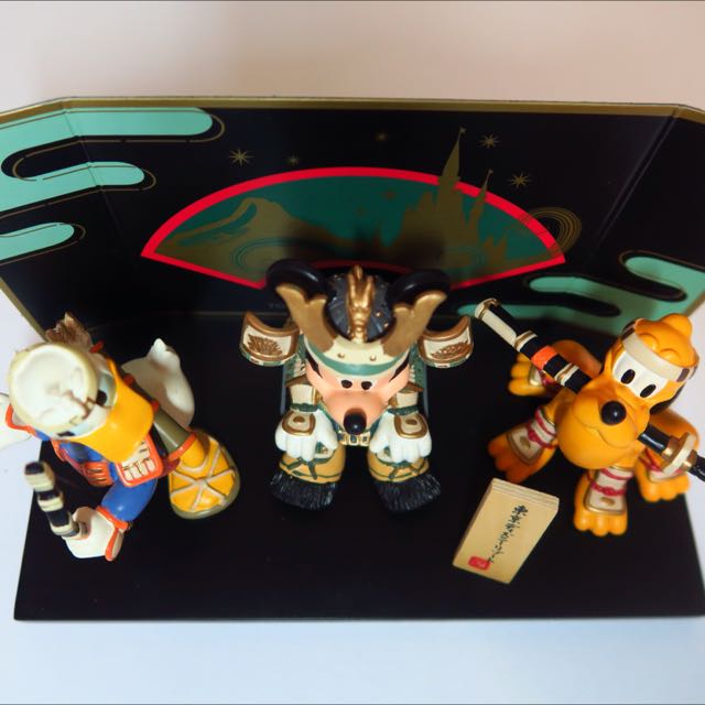 Japanese Samurai Yoroi Armor Tokyo Disneyland Mickey Mouse Go-gatsu ...