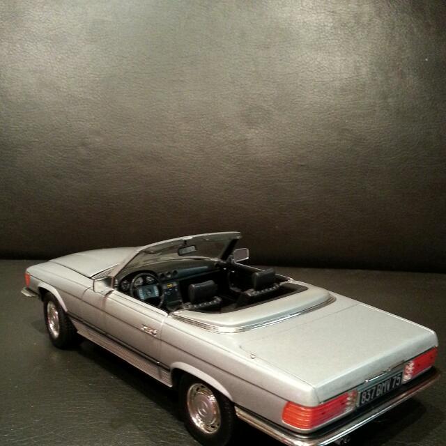 Vintage Mercedes - Bens 350SL Die-Cast Scale 1:18 With Box Collectable ...