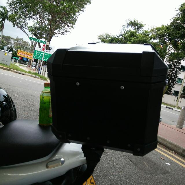 Trax Box, Cars on Carousell