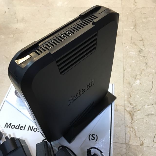 Singtel Aztech DSL7000GRV(S), Electronics on Carousell