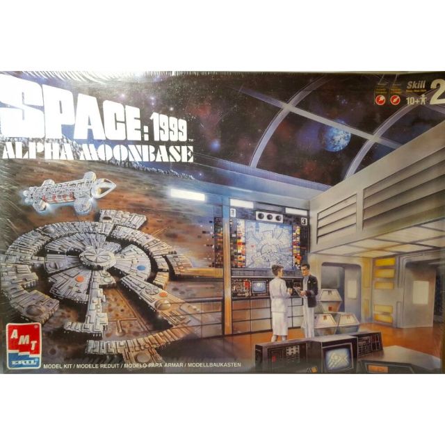 Space 1999 Moonbase Alpha Scale Model Kit, Hobbies & Toys, Toys & Games ...